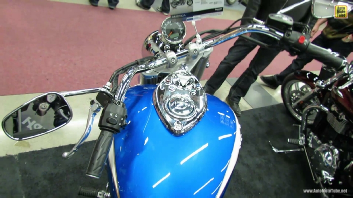 2013 Triumph America at 2013 Montreal Motorcycle Show